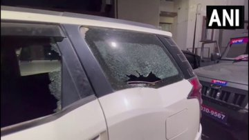 ANI on Twitter: "Bihar | JDU candidate Anand Mohan's vehicle was damaged during the campaign for ...