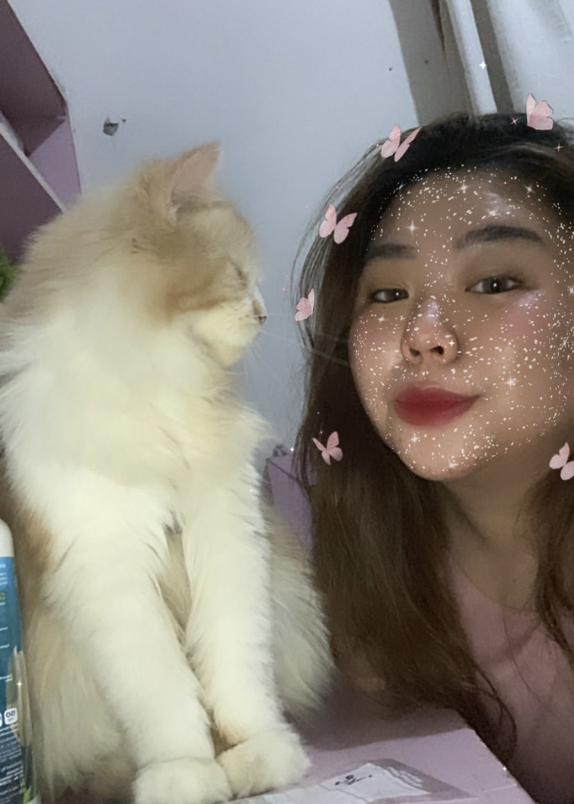 Moko & Nue on Twitter: "susah bgt diajak foto dah, artis u? https://t.co/M4oA90FzwX" / Twitter