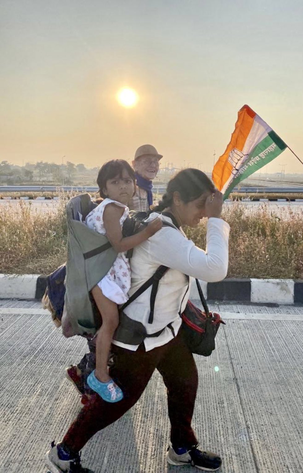 Rahul Shendage🇮🇳 on Twitter: "#BharatJodoYatra ️ https://t.co/Iv5nvXz093" / Twitter