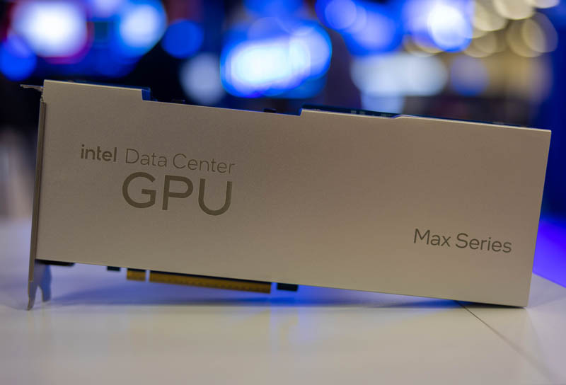 witeken on Twitter: "RT @ServeTheHome: We see the Intel Data Center GPU Max 1100 series Ponte ...