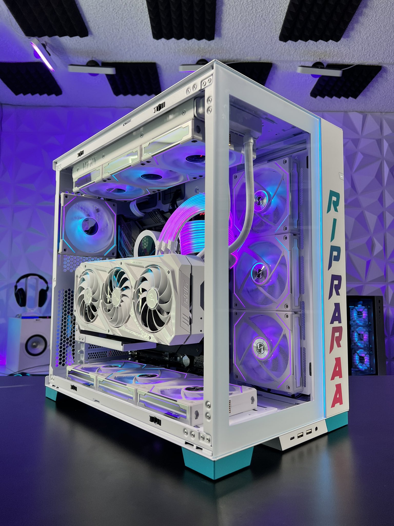 Ryan - PC Battlestations on Twitter: "Can finally reveal the custom PC I built for the amazing ...