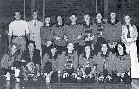 Faleceu hoje, 16/11/2022, Isabel Salgado, ícone do vôlei brasileiro ...