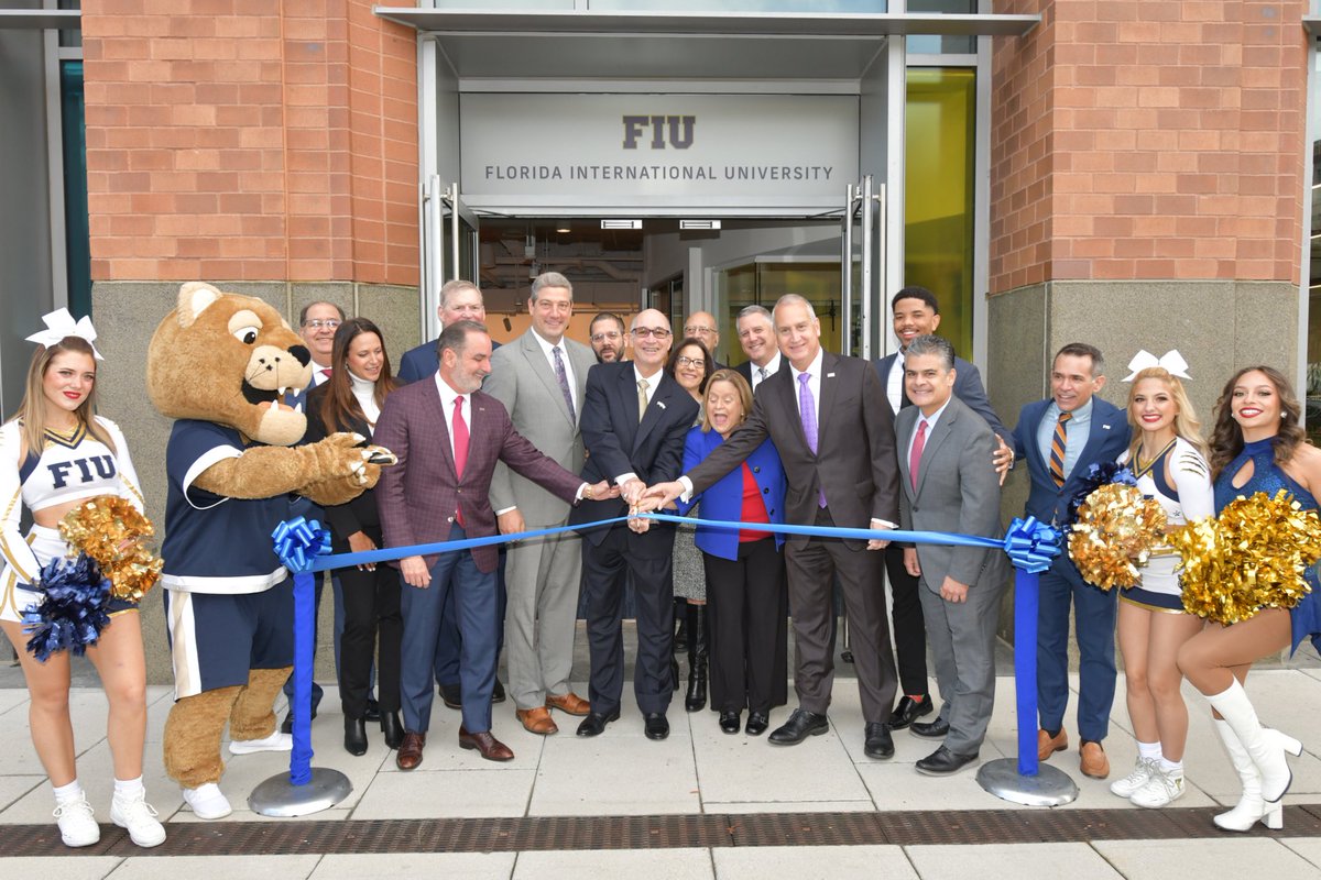 FIU Division of Information Technology - FIU's central technology ...