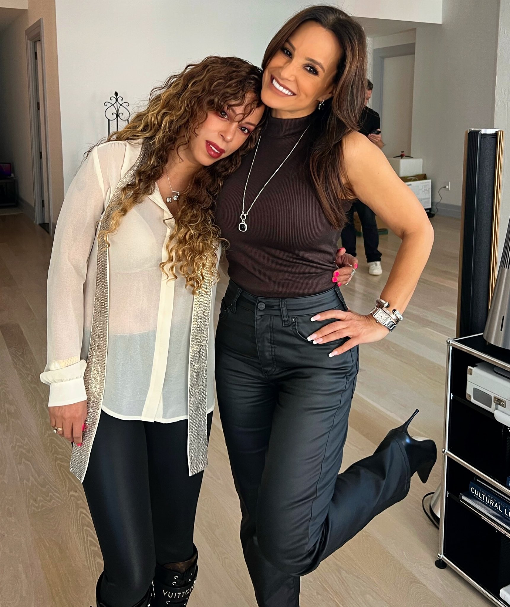 TW Pornstars - Heather Hunter. Twitter. I just love your beautiful spirit @thereallisaann ...