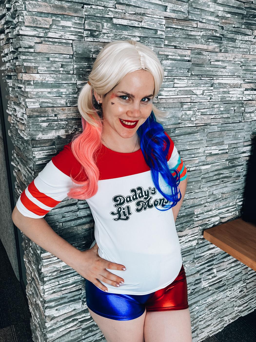 Anna Sky Vip Fanclub On Twitter Ey68azstpf Harley Quinn On Vacation Hot