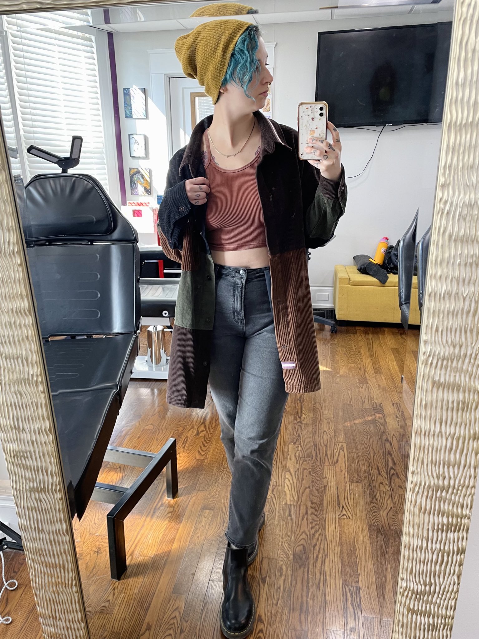 mischa on Twitter: "wow just call me “discount chloe price” this fall and winter 🦋🍂 https://t.co ...