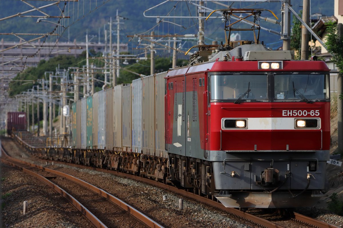 前原 on Twitter: "#みんなのEH500見せてくれ 最近撮っていないけど幹線の高速貨物引っ張っているのが一番似合う機関車。帰省したら追っかけたい。 https://t.co ...