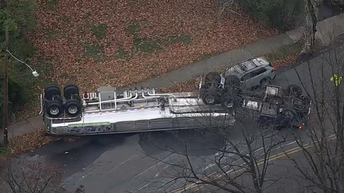 Police officers used megaphones and knocked on doors to tell people to ...