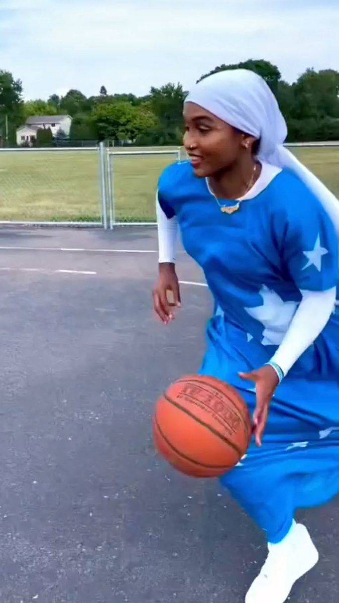 Jamad Fiin (@Jamaaad) is inspiring the next generation of female hoop ...