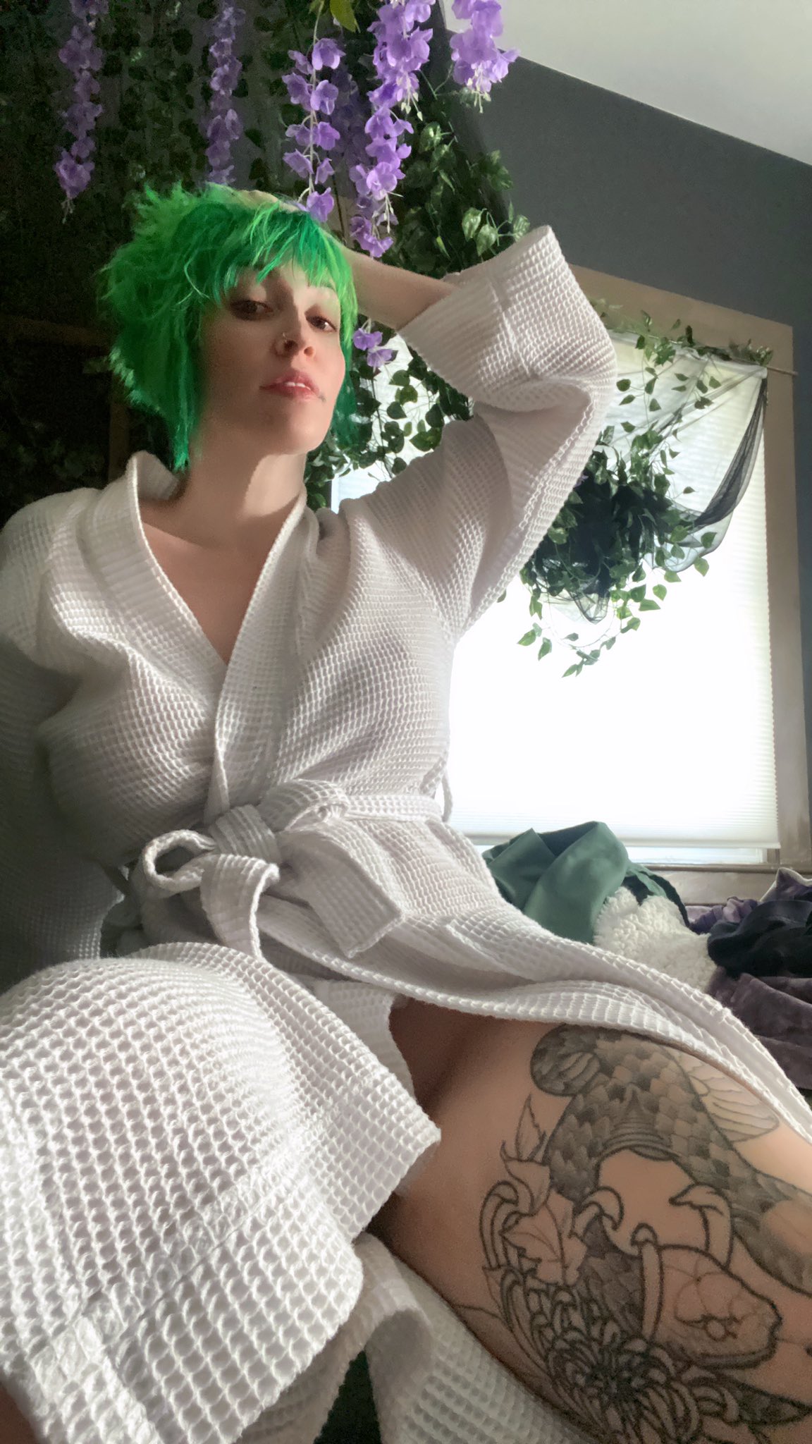 VividVivka on everything 💚👾💚 on Twitter: "Gonna shoot some good good stuff today. 💚👾💚 https://t ...