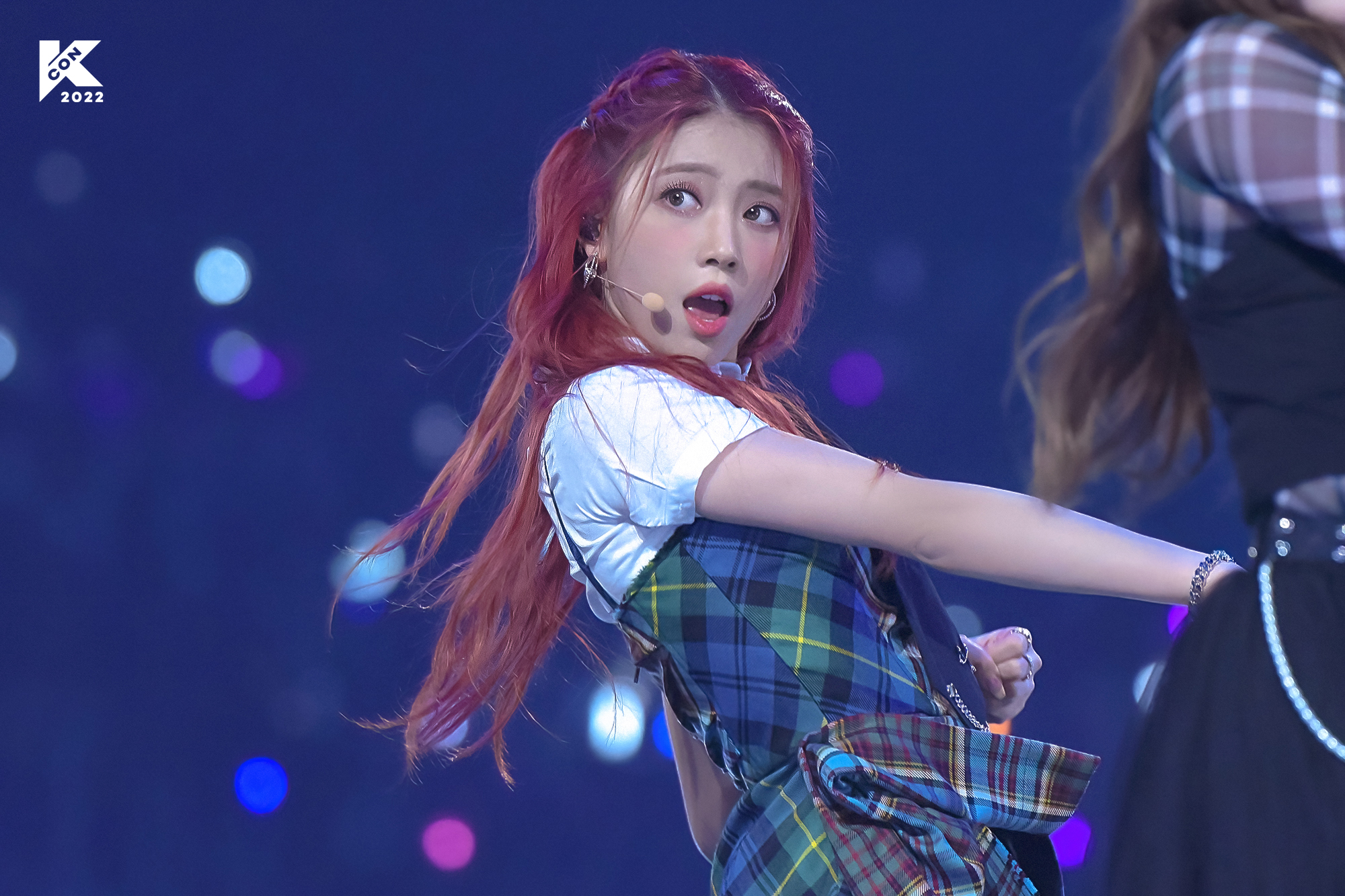 KCON official on Twitter: "💙KCON 2022 SPECIAL GIFT WEEK💙 KCON 2022 LA SHOW DAY1 BEHIND PHOTOS ...