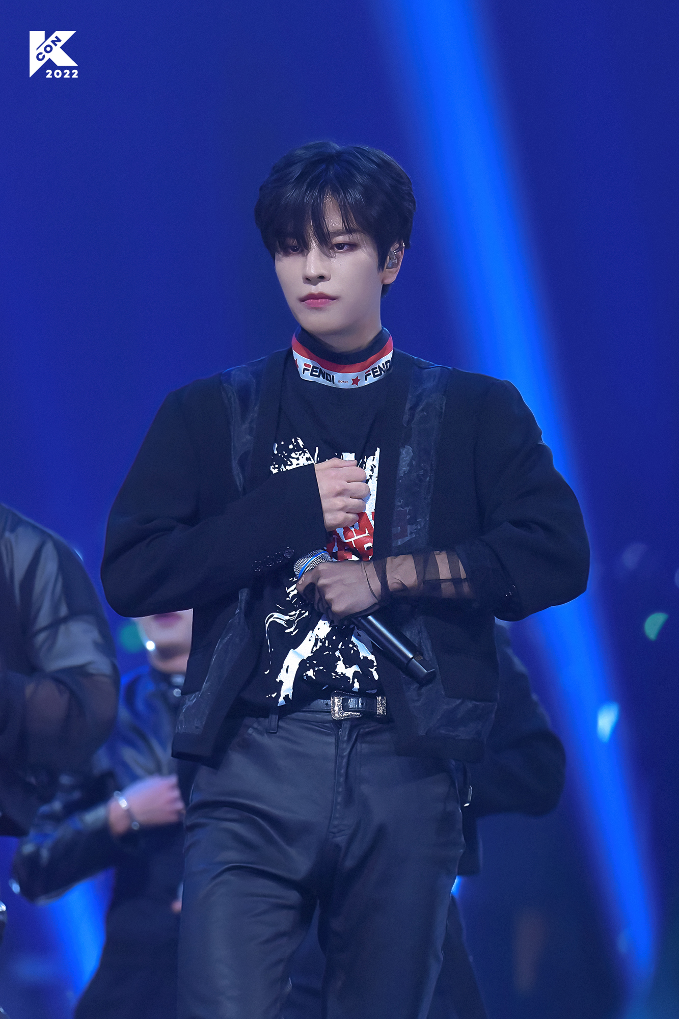 KCON official on Twitter: "💙KCON 2022 SPECIAL GIFT WEEK💙 KCON 2022 LA SHOW DAY1 BEHIND PHOTOS ...