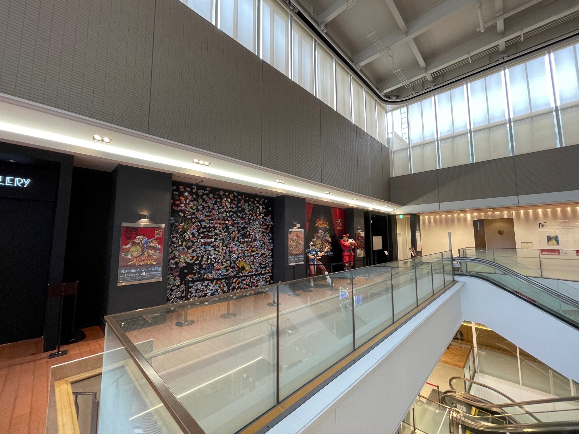 カプコン公式 CAP’ARTWORK on Twitter: "おはようございます！本日初日！！よろしくお願いします！！＃大阪SF展 https://t.co/OH38o7l8p5 ...