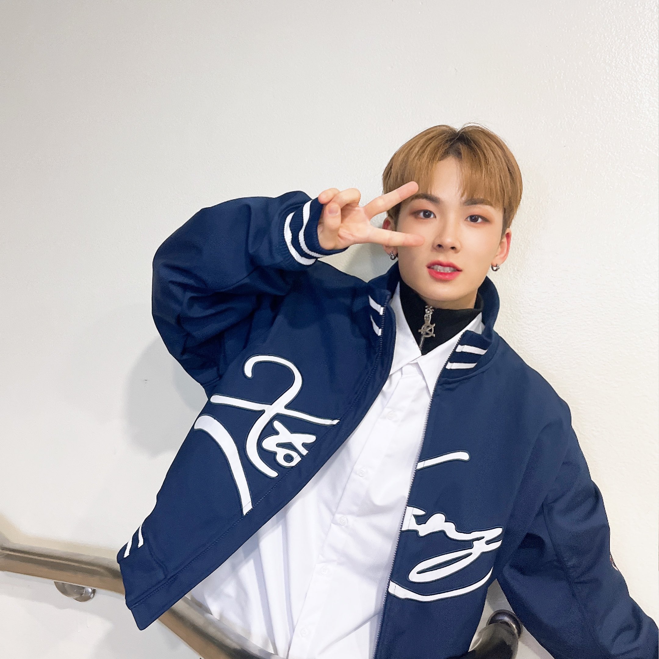 Tweets with replies by AIMERS (@AIMERS_members) / Twitter