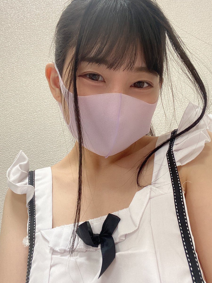 Feel free to use this picture as your screen saver..☺️😘 ️ Yui @globalyui