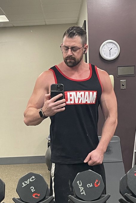 TW Pornstars - Andrew Stark. Pictures and videos from Twitter.