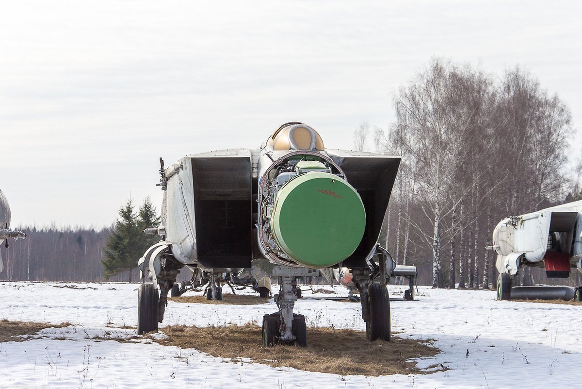 rocketengine on Twitter: "MiG-25 https://igor113.livejournal.com/441419.html"