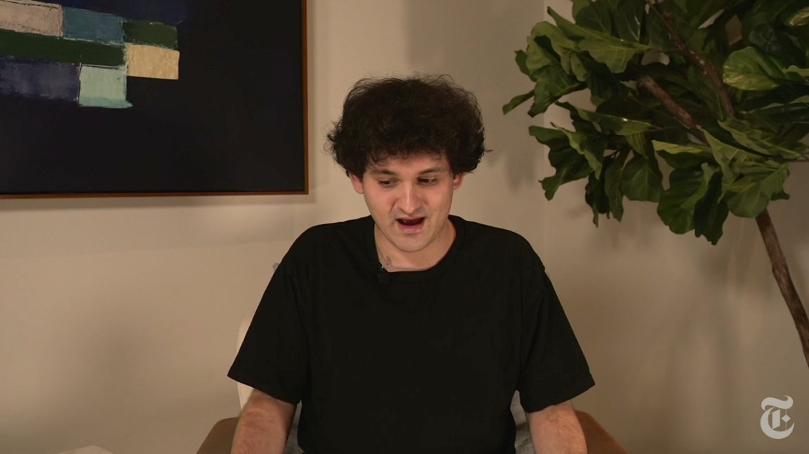 We are livetweeting the SBF Dealbook interview: The stream is here ...