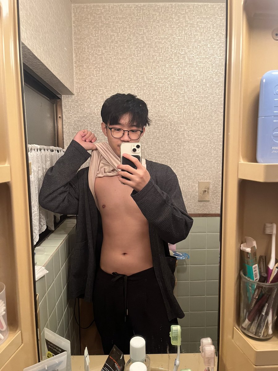 ≛ Tetsuo ♛ on Twitter: "Good boy na hubadero"