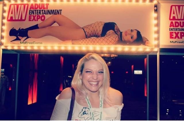 💎PaulaDiamonds💎 🎊🎂Dec.18🎂🎊 ️FMTY ️ on Twitter: "🚨 Sappy Post 🚨 Dec. 18th marks my 18th year in ...