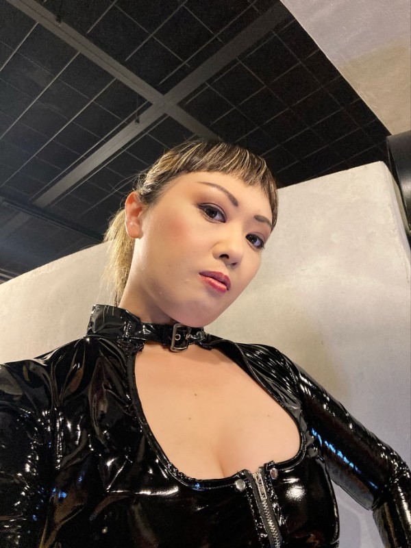 Club ROZE【ロゼ】名古屋 on Twitter: "【ロゼ明日12月2日(金)の出勤】 AMI 17:00~LAST ANRI 12:00~22:00 珠里華 12:00~LAST ...