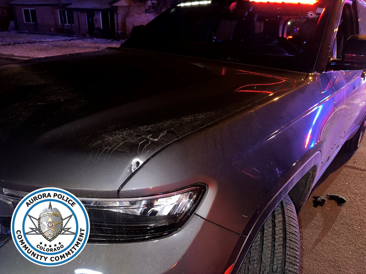 Aurora Police Dept On Twitter Update Officers Were Following A