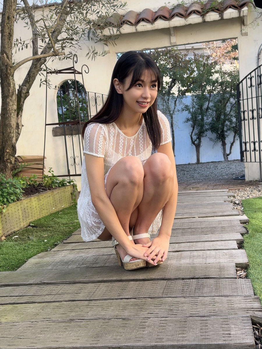 みなみマネ on Twitter: "RT @itsuha_1004: ちらり👀"