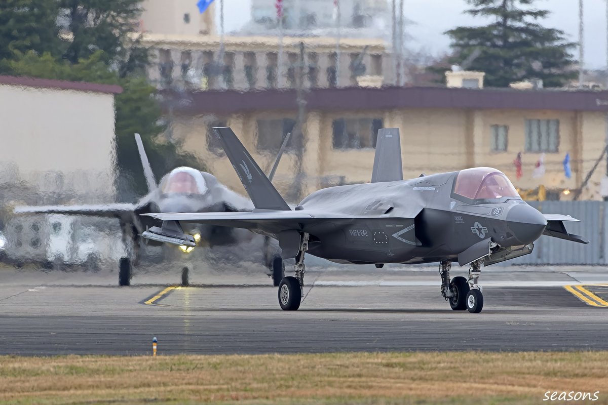 seasons🇺🇦 on Twitter: "2022/12/1 TY DT F35B 4 05.07.08.10↑ かなり暗くなってきてプロフェン11.21で分かれて離陸！ #VMFA242 ...