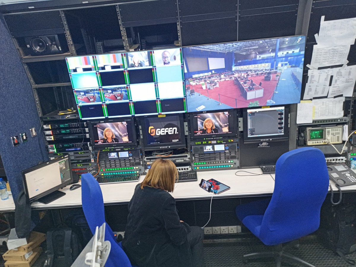 Biography | Susan Booysen