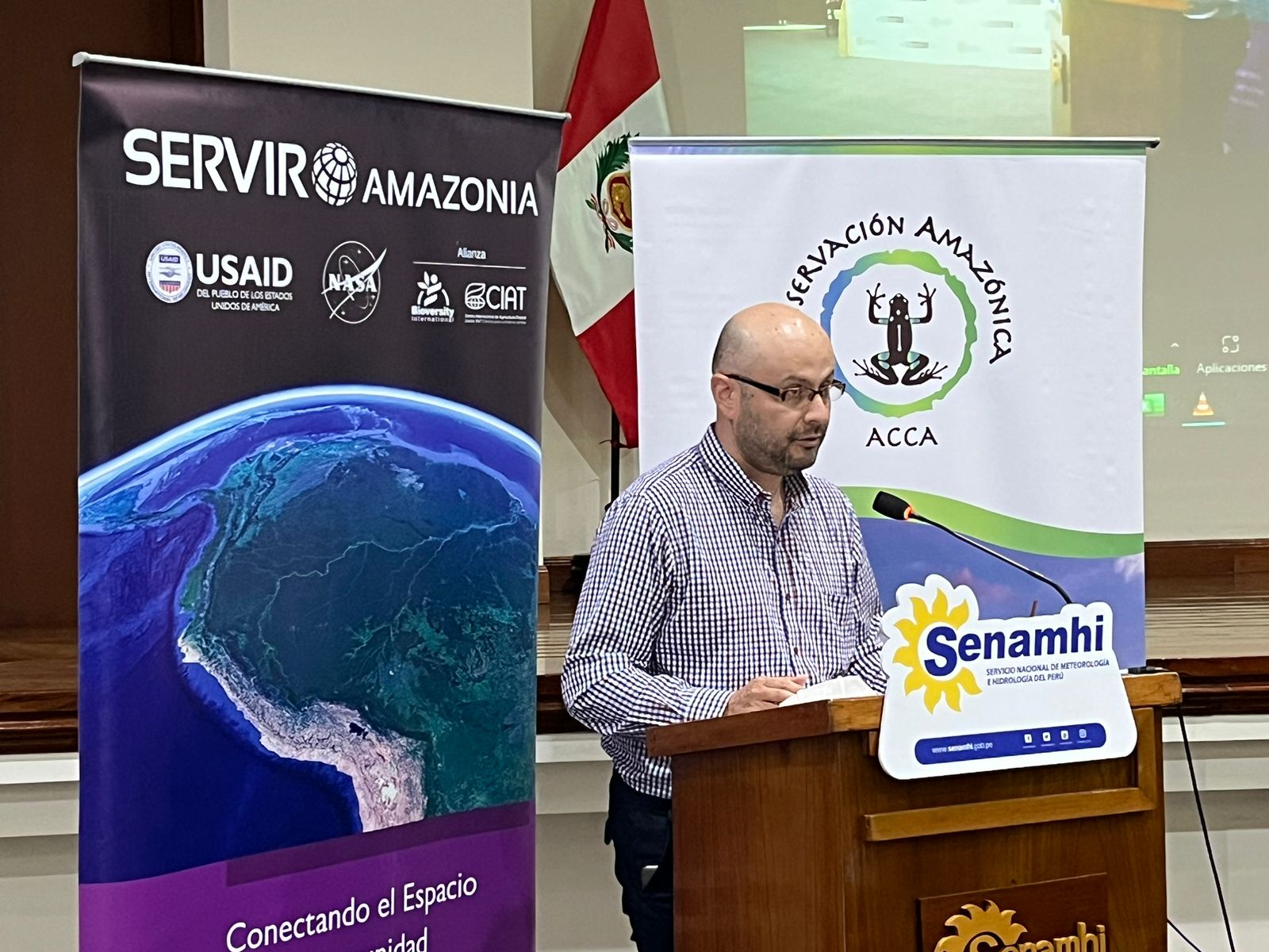 SERVIR Amazonia on Twitter: "#NOW Sidney Novoa Director of #GIS and Conservation Technologies at ...