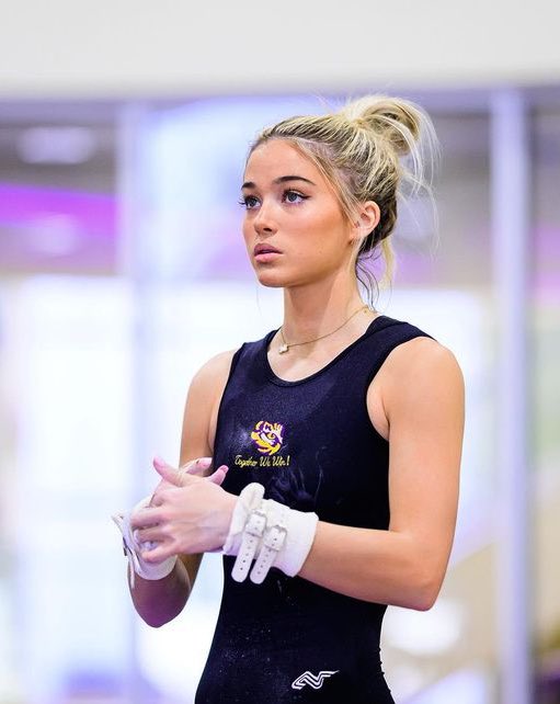 🎄Hot Celebs Page🎄 on Twitter: "Livvy Dunne"