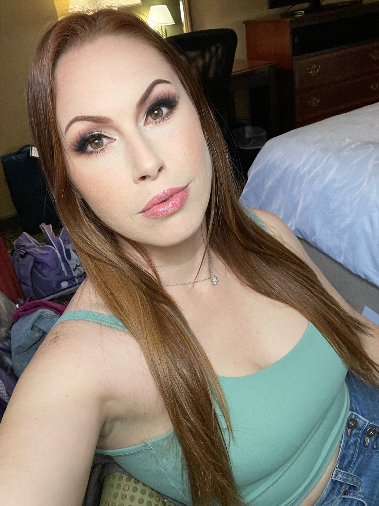 TW Pornstars - Edyn_blair. Twitter. Got my face on. See y’all at the mingle @exxxotica. 9:31 PM ...