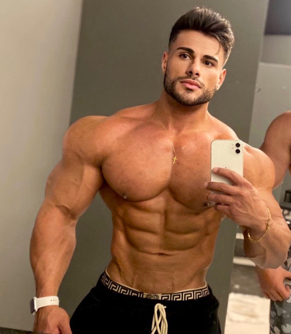 Hot Dudes Good Mood 🇺🇦 on Twitter: "RT @grahamj242: Anderson Santos."