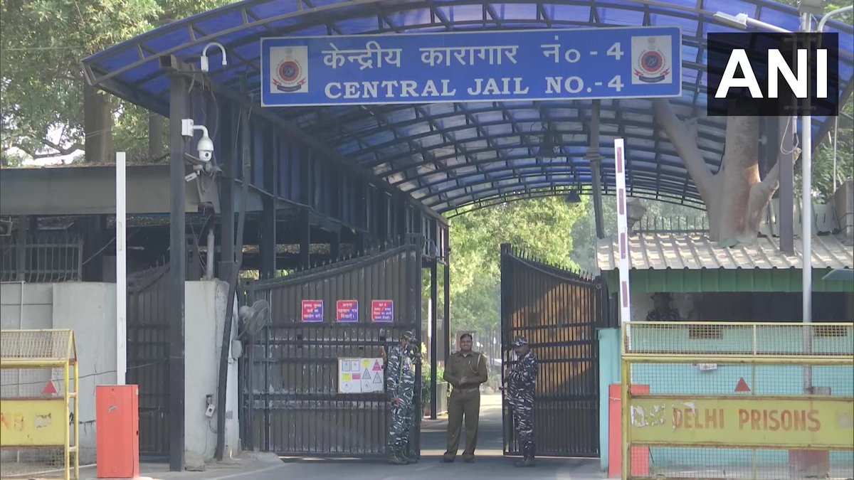 Shraddha murder case | An FSL team arrives at Tihar jail in Delhi for ...