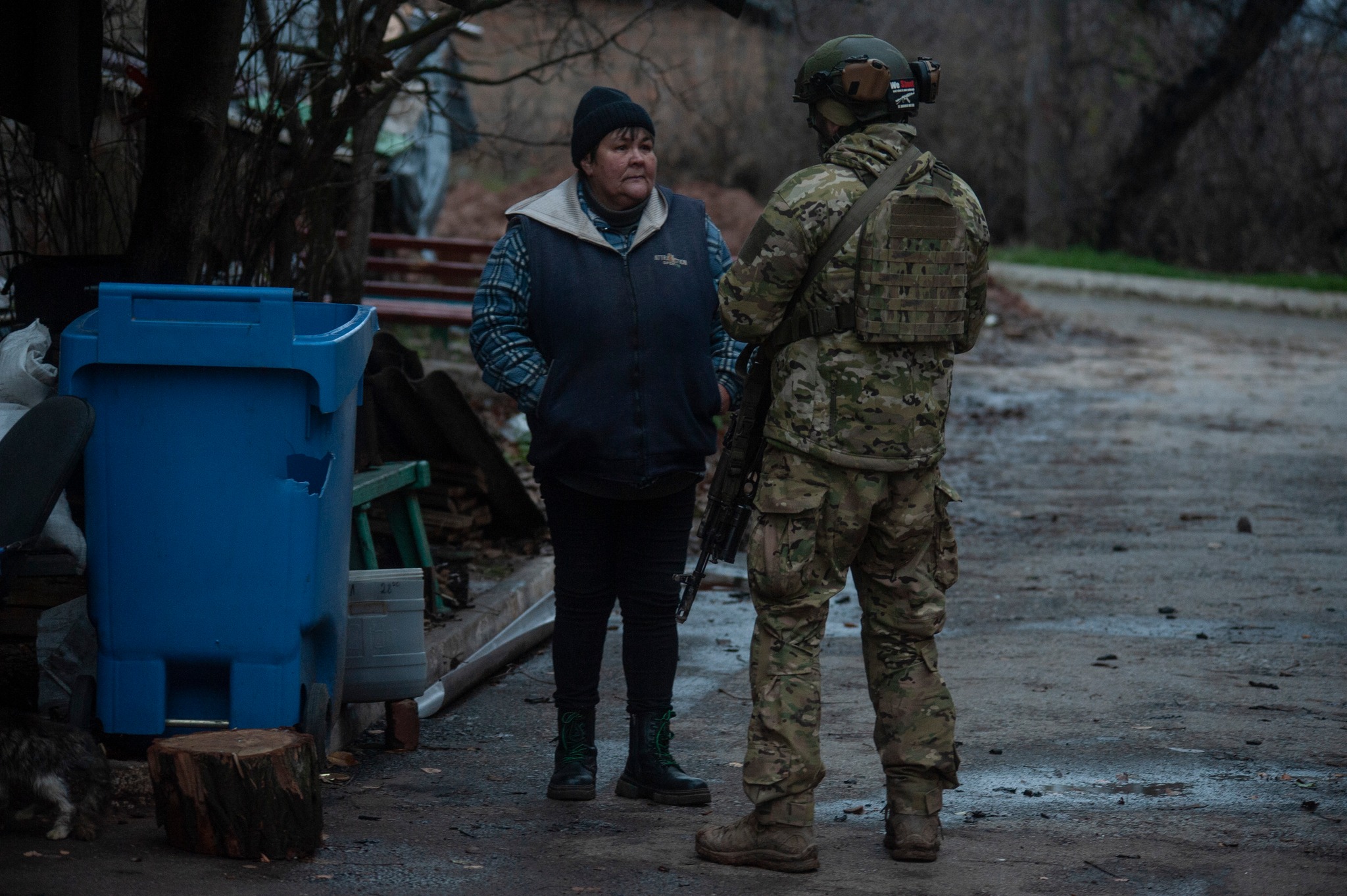 MilitaryLand.net on Twitter: "📷Soldiers of 93rd Mechanized Brigade in Soledar, #Donetsk Oblast ...