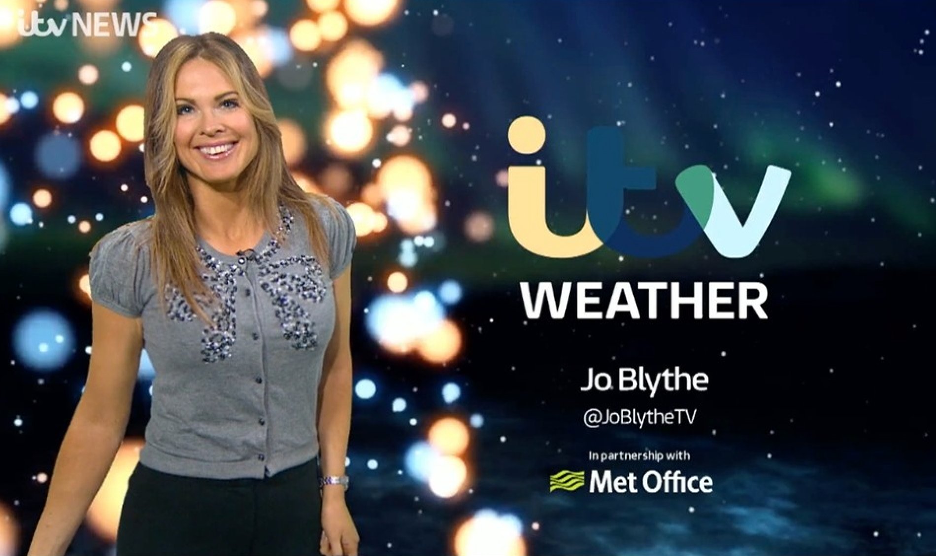 Jo Blythe on Twitter: "Have a sparkling Friday, through the mist and fog https://t.co/9G5eDxwyua ...