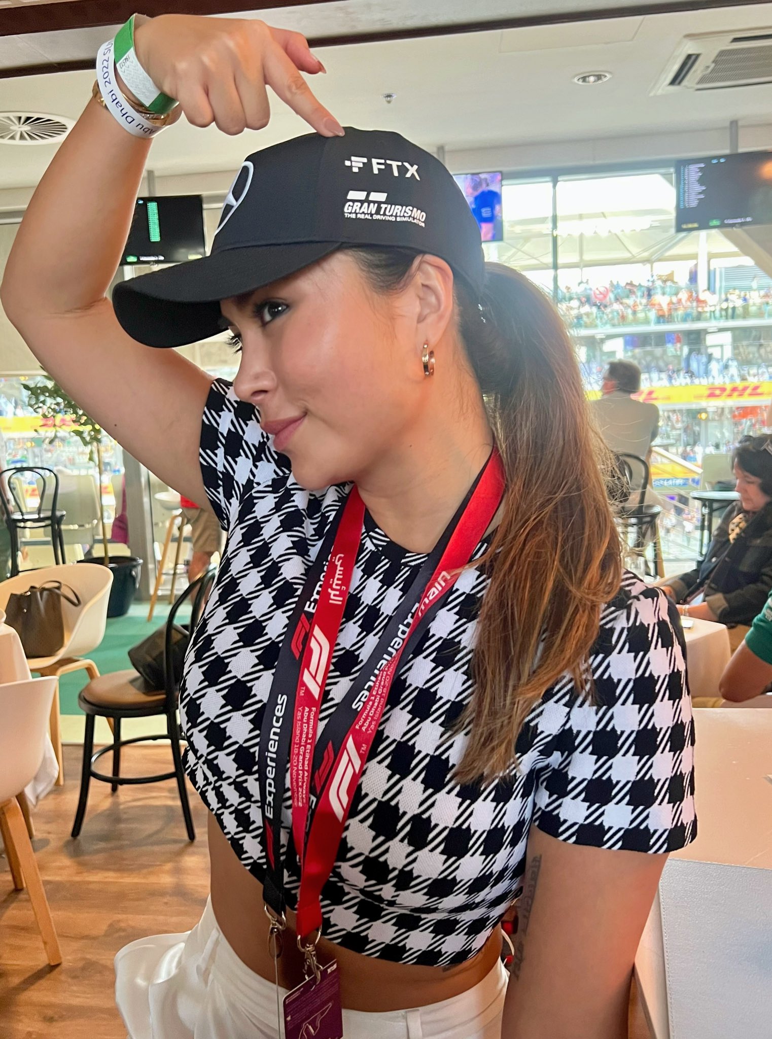 Eunice D Wong on Twitter: "Ultra rare #FTX NFT. - Last ever collection - Last ever sponsored ...