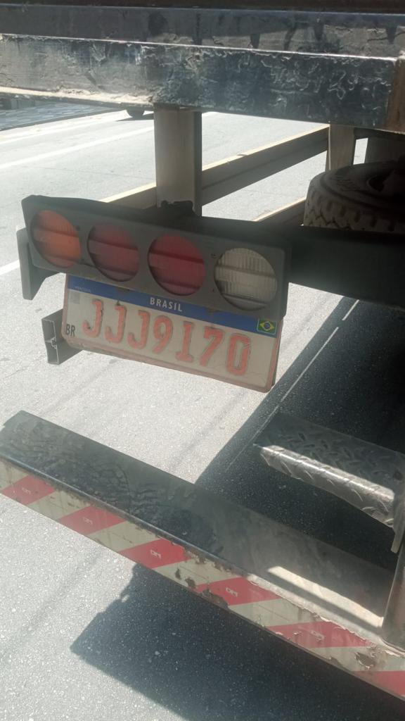 🇧🇷Carol Riva🇧🇷 on Twitter: "Aonde estão levando as “urnas” mágicas? @ReginaldoServi1 ...