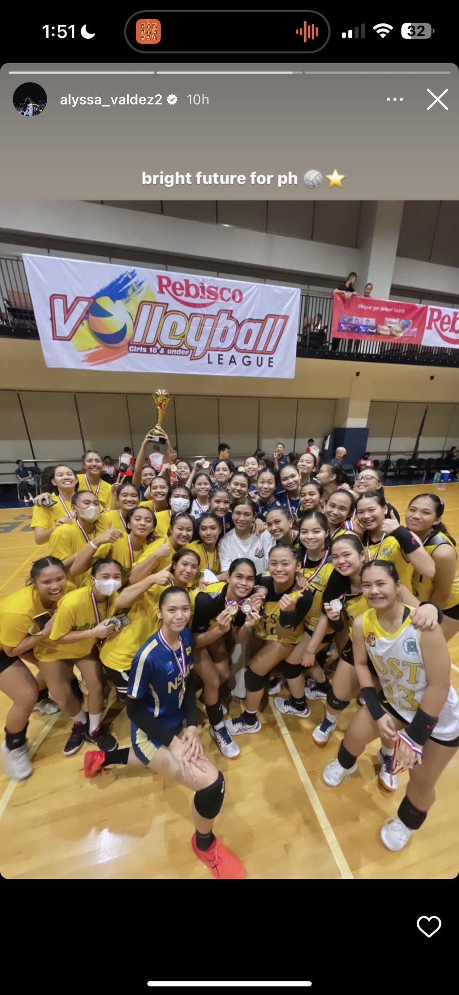 MessMinchin evicted Sebo fan on Twitter: "Queen Alyssa with the future superstars! https://t.co ...