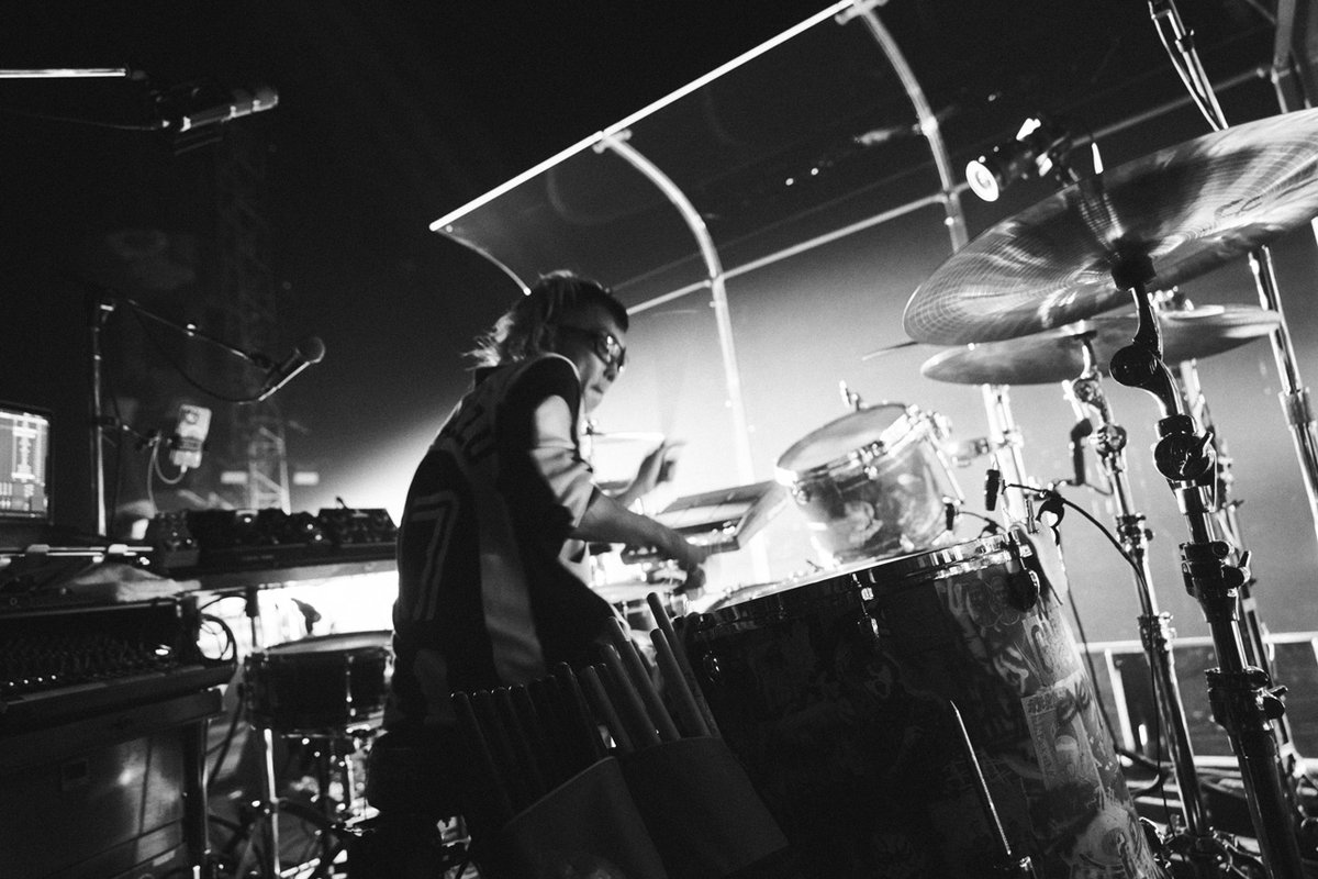 edgeline（エッジライン） on Twitter: "King Gnu東京D公演2DAYS！夢が叶った瞬間【公式レポ・写真19枚2】 https://edgeline-tokyo.com ...