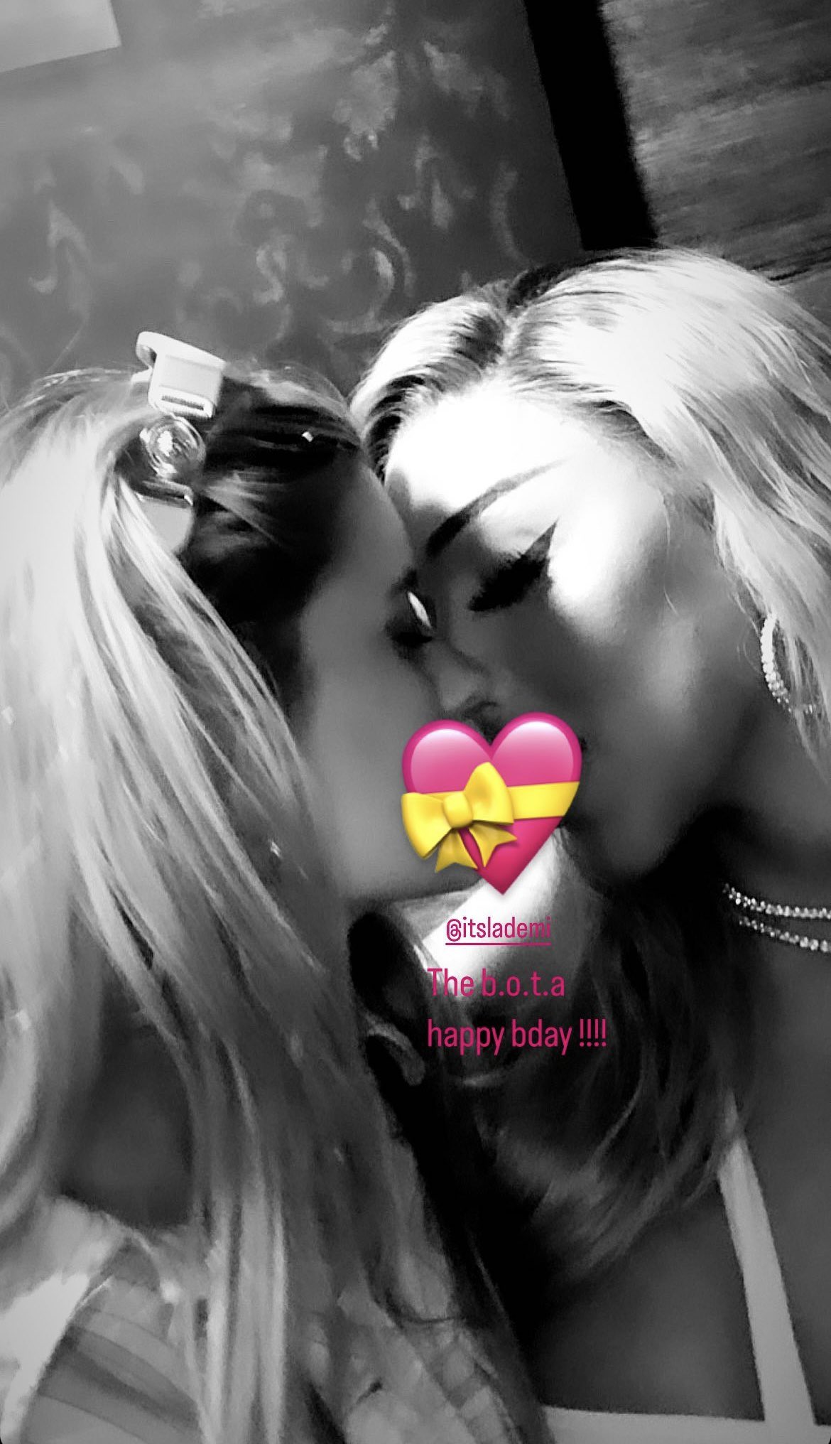 Mia Healey Updates On Twitter 📸 Mia Healey Via Instagram Stories