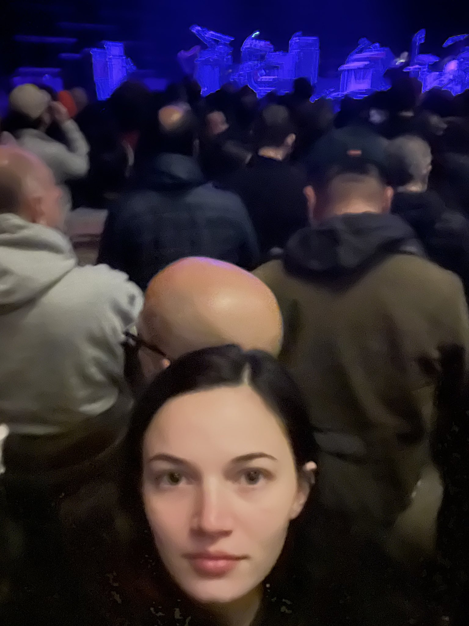 evil rylee on Twitter: "Radiohead fans are so short I can see the stage super well :) https://t ...