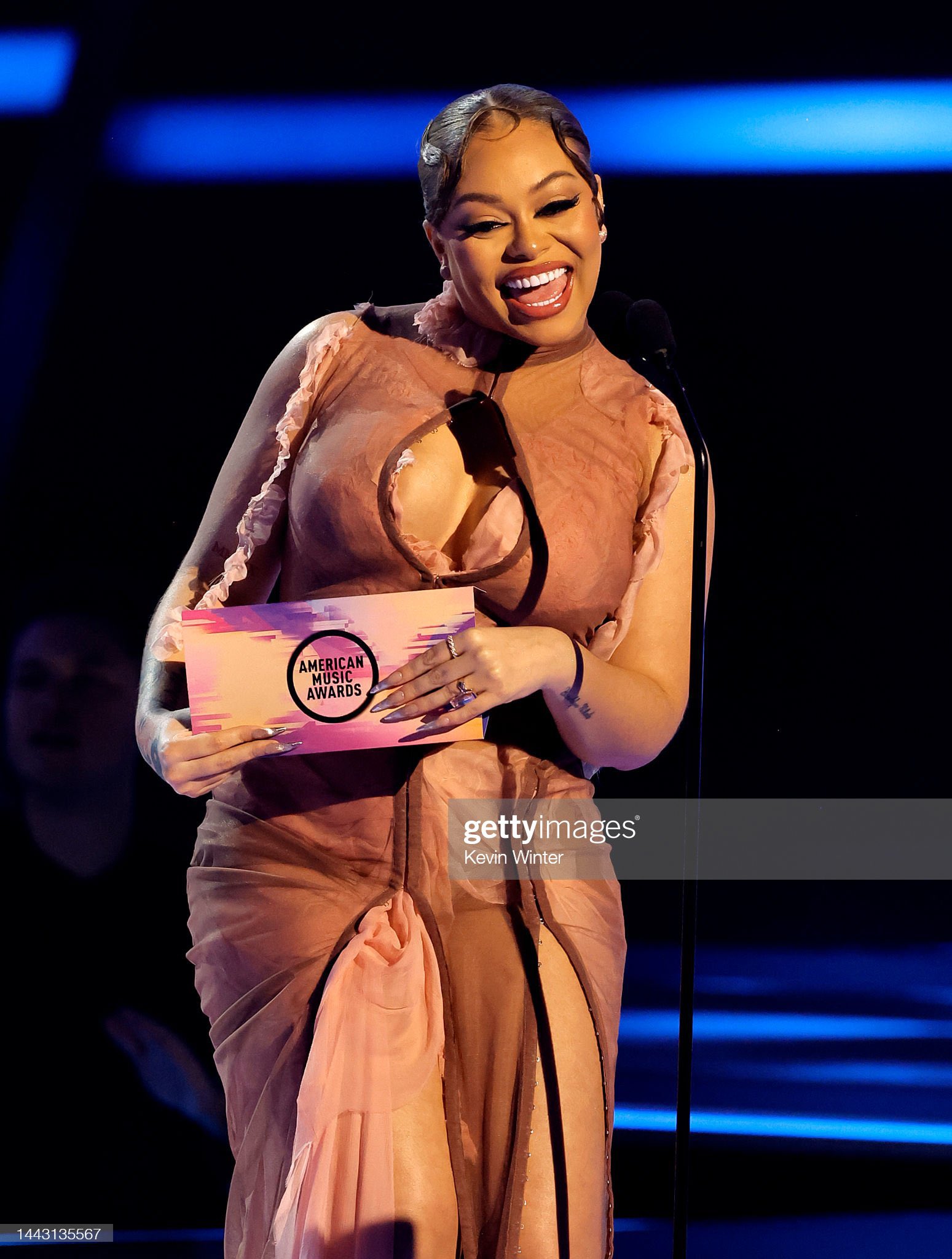 The Female Rap Room on Twitter: ".@Latto at the 2022 #AMAs https://t.co/mK35NxrG7E" / Twitter