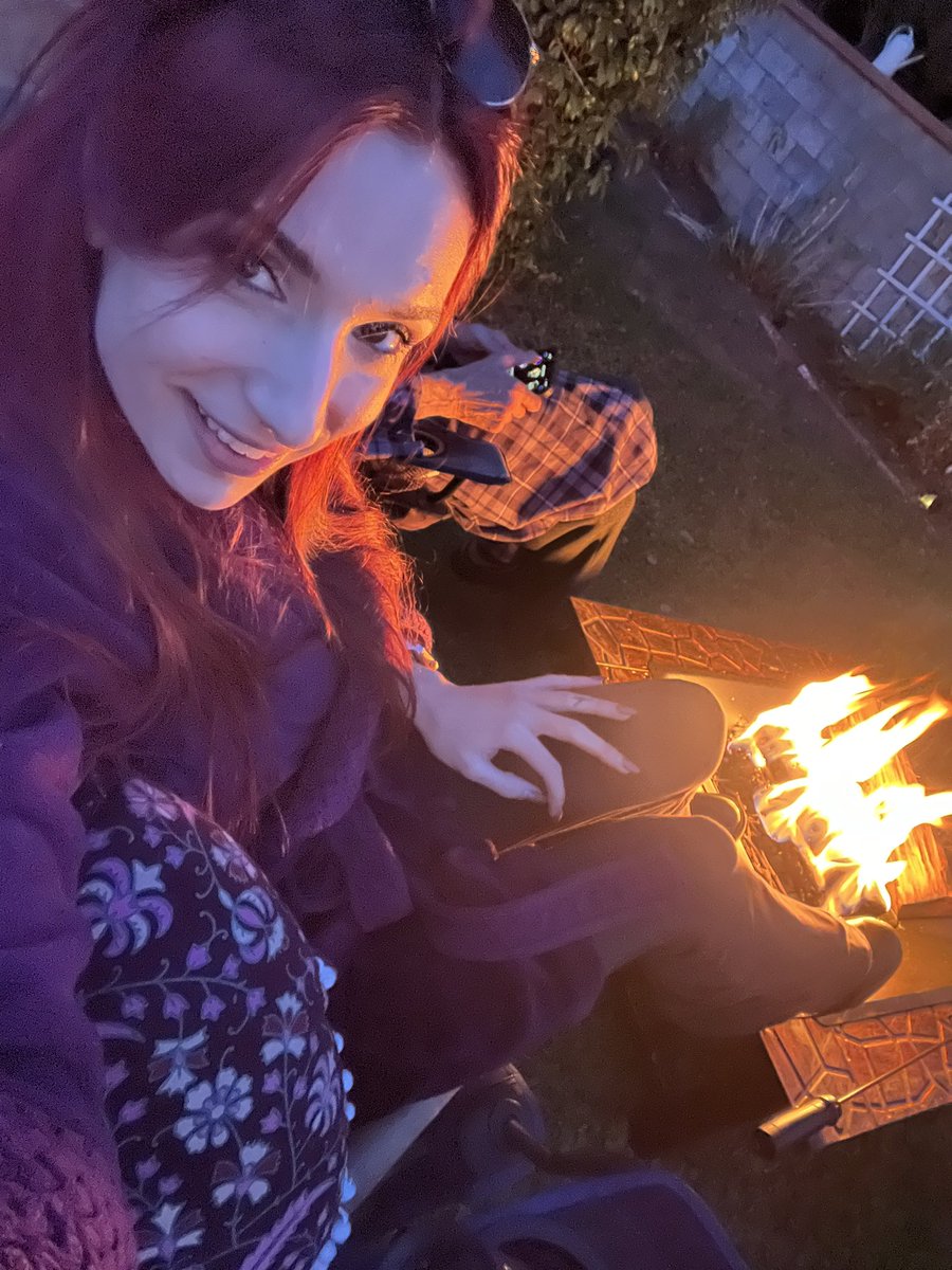 Hussie Models On Twitter Rt Missaprilsnow So Happy Using My Bonfire