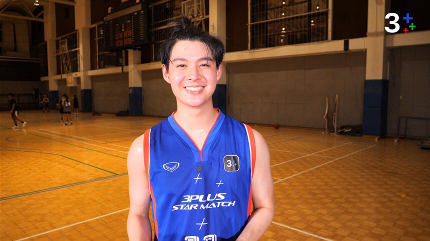 Saintsup 9️⃣8️⃣8️⃣9️⃣ Onew on Twitter: "RT @kanoompeekpoon: 📁 3Plus ใส่มงให้ มุมุด้วย 🖇http ...