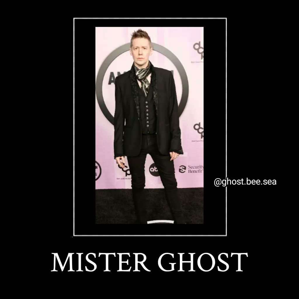 🐝 Bee 🍒 On Twitter That Is Him People Mister Ghost Himself