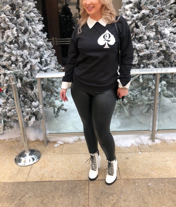 TW Pornstars - Lilly Lonestar. Pictures and videos from Twitter. Page 2