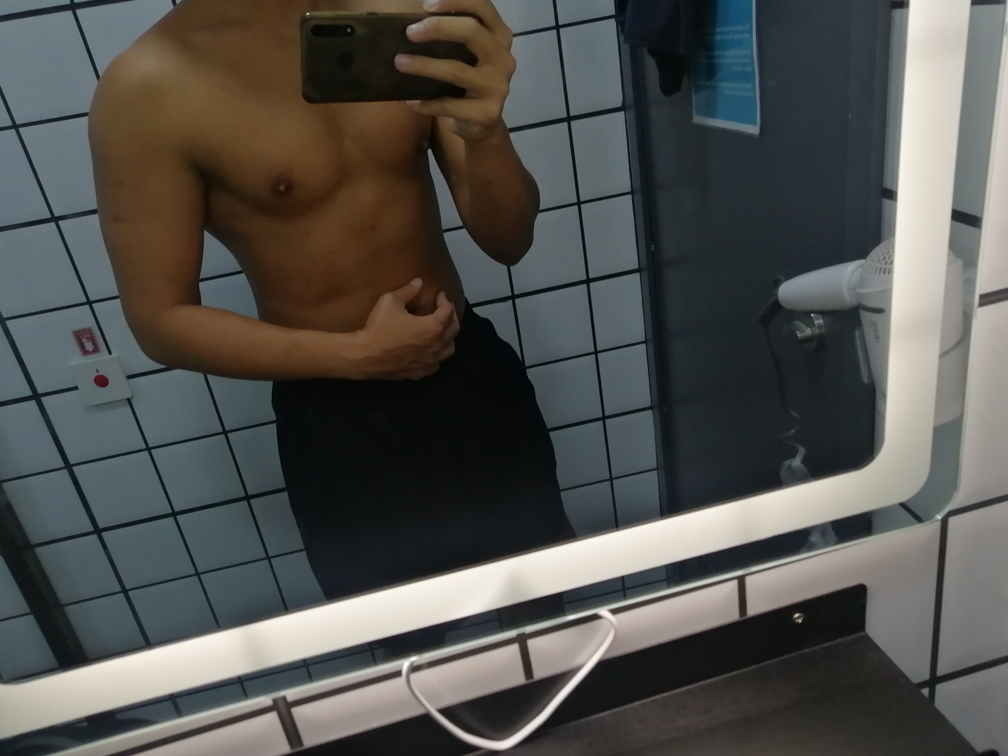 Straight Acting pls on Twitter: "Dllm, 唔除衫當我臭四🤬 睇下邊個fit d丫 Btw, 聽朝有冇1仔/10仔得閒🤫 https://t.co ...