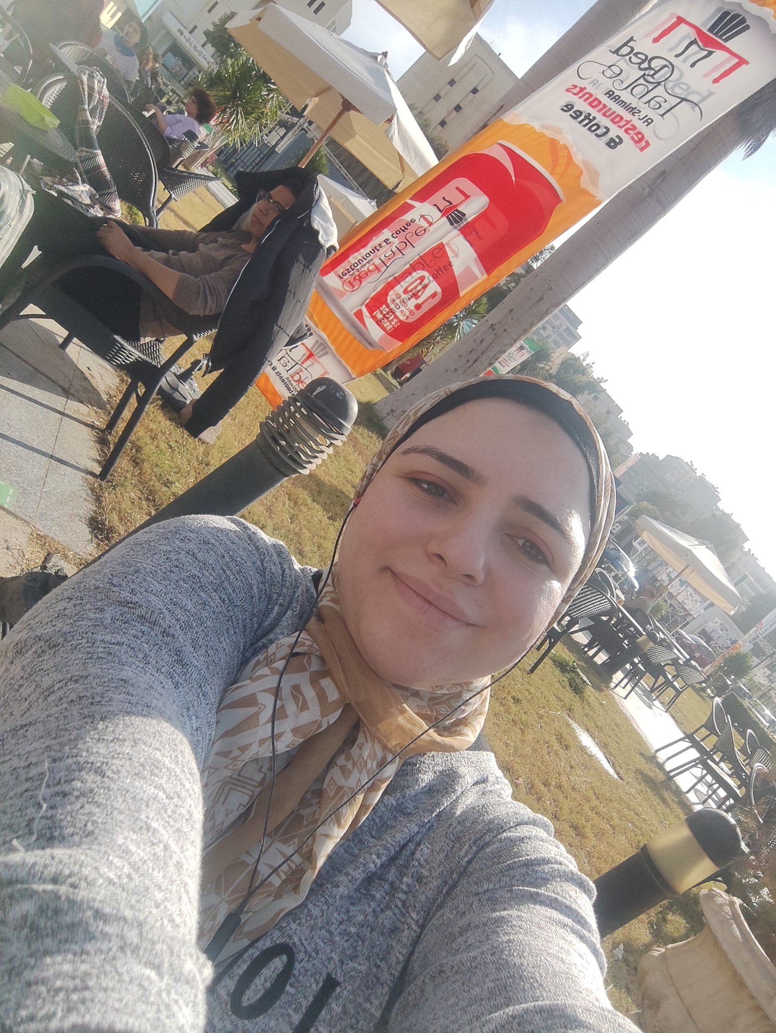 Rana Atef (DarkKniGhT94) on Twitter: "خلصت اول فيلم 😂 و قاعدة لوحدي لمدة ساعة 😂 حد يقترح اعمل ...