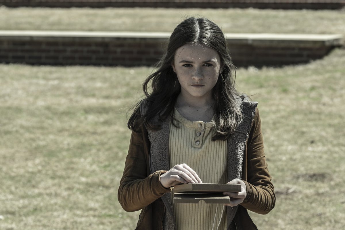 The Walking Dead World On Twitter New Photos From Episode 1124 Of